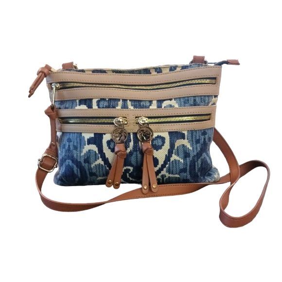 Spartina 449 | Bags | Spartina Crossbody Purse Blue And White Linen Gen Leather Handle Trim ...